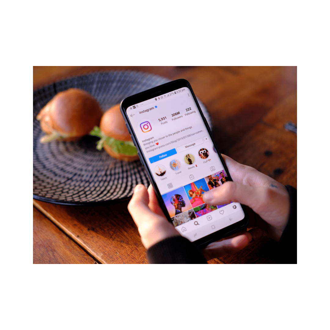 Avoid Oversharing Online